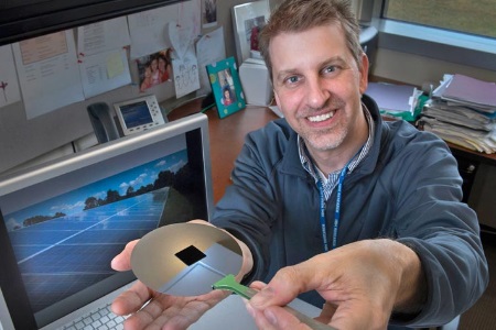 Self-Assembled Nanotextures Create Antireflective Surface On Silicon ...
