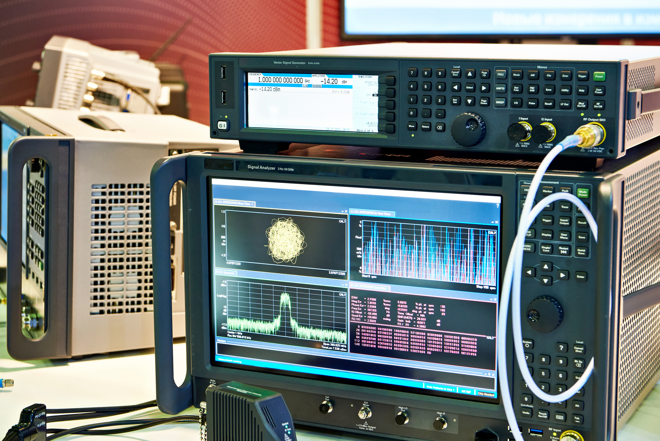 How Spectrum Analyzers Empower EW and SIGINT