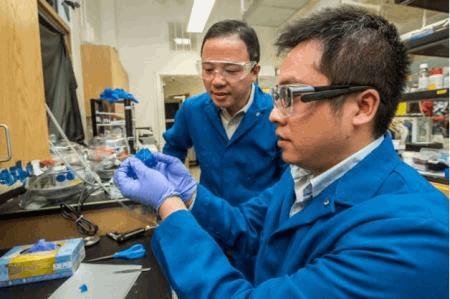 Berkeley Lab Scientists Discover New Atomically Layered Thin Magnet