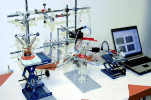 Room Temperature Is Warm Enough: Hydrogen For Fuel Cells From Formic Acid