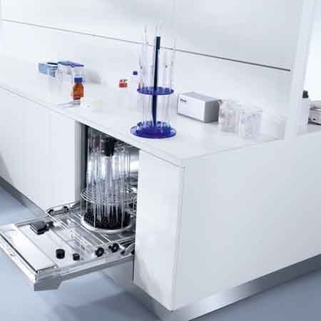 Laboratory Glassware Washer