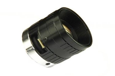 First C-Mount Objective Introduced With Integrated Auto-Focus Liquid Lens