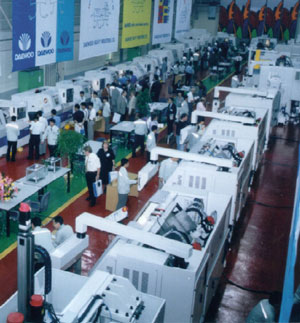 Daewoo Distributors Preview New Machine Tools
