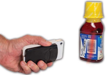 Socket Mobile Unveils Attachable Barcode Scanner For the Apple iPhone