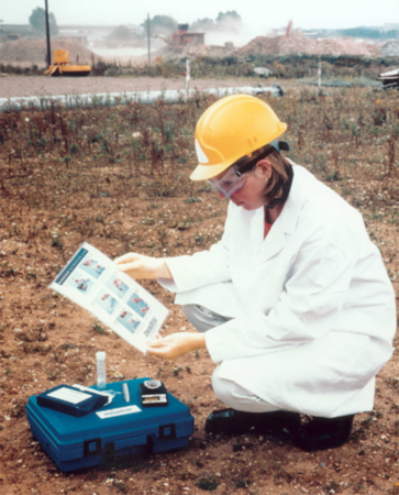 RemediAid™ TPH (Total Petroleum Hydrocarbon) For Soil, Test Kit