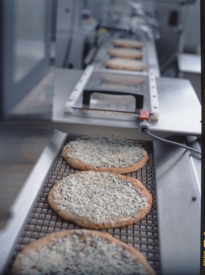 Smart Conveyors Maximize Efficiency On Food Packaging Lines