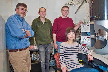 X-Rays And Electrons Join Forces To Map Catalytic Reactions In Real-Time