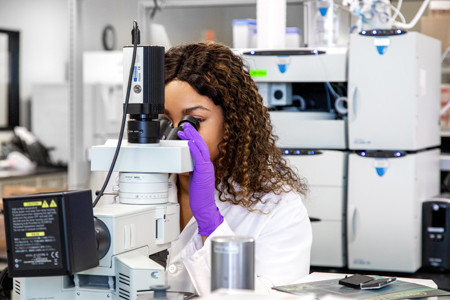 Analytical Instrumentation Advancing And Maintaining A CDMO's Capabilities