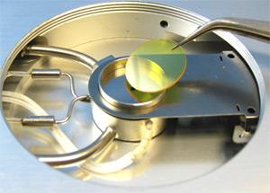 The Linkam FTIR600 Stage Is Used In Combination With FTIR Spectroscopy ...