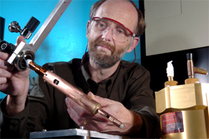 New T-Ray Source Could Improve Airport Security, Cancer Detection