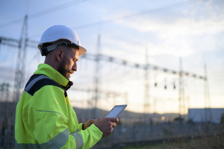 The Transformative Impact Of Mobile Applications On Field Service Teams