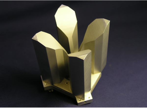 Dual Polarized Crossed Notch Antenna Model 94800568