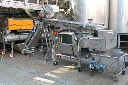 Chappellet Selects VitiSort Optical Sorter For MOG Removal