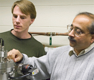 Scientists Discover Record-Breaking Hydrogen Storage Materials For Use ...